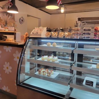 HUNNIE BUTTER - Updated July 2025 - 96 Photos & 55 Reviews - 4700 N ...