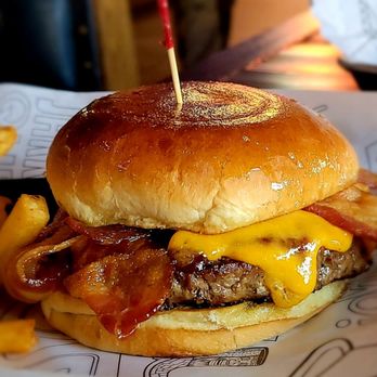 PAISANS PIZZERIA & BAR - Updated May 2025 - 310 Photos & 539 Reviews ...