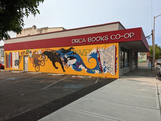 ORCA BOOKS - Updated July 2025 - 19 Photos & 41 Reviews - 315 5th Ave ...