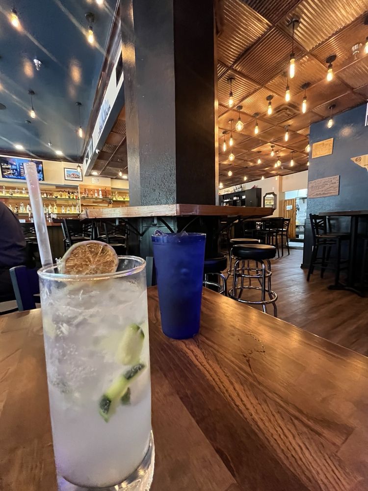 UNBRANDED TAVERN & KITCHEN - Updated October 2025 - 78 Photos & 35 ...