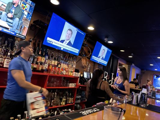 JR’S SPORTS PUB - Updated August 2025 - 75 Photos & 26 Reviews - 5858 ...