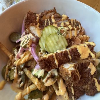 SIX CAR PUB & BREWERY - Updated June 2025 - 216 Photos & 222 Reviews ...