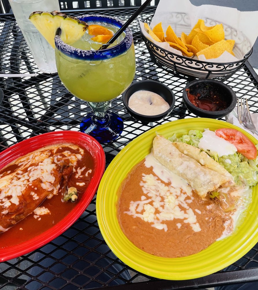 EL BRONCO MEXICAN BAR & GRILL - 43 Photos & 86 Reviews - 6 Radford St ...