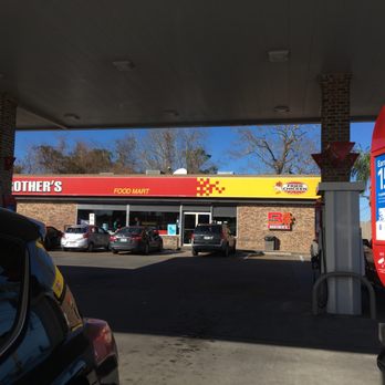 BROTHER’S EXXON - Updated July 2025 - 15 Photos & 16 Reviews - 1926 ...