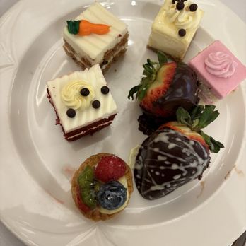 THE QUEEN MARY’S ROYAL SUNDAY BRUNCH - Updated December 2025 - 1006 ...