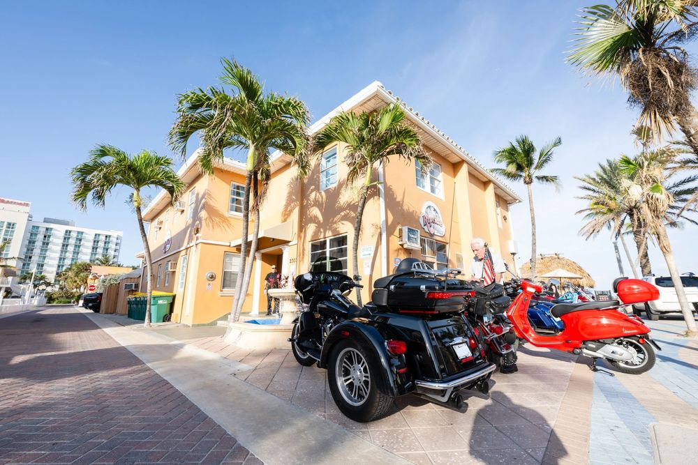 RIPTIDE OCEANFRONT HOTEL & TIKI BAR - Updated June 2024 - 174 Photos ...