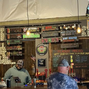 TOP RUNG BREWING COMPANY - Updated October 2025 - 96 Photos & 80 ...