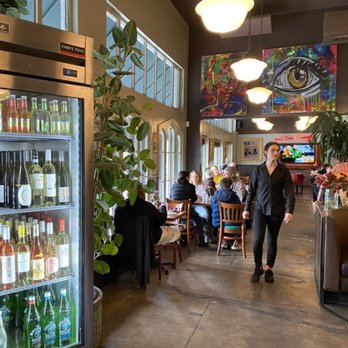 HUGO’S RESTAURANT - Updated December 2025 - 980 Photos & 1522 Reviews ...