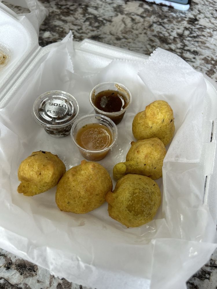 TRINI HOUSE - Updated December 2025 - 10509 N Nebraska Ave, Tampa ...