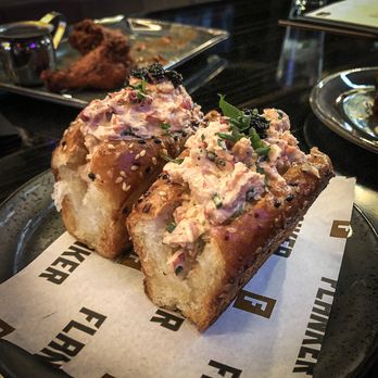 FLANKER KITCHEN + SPORTS BAR - Updated April 2024 - 209 Photos & 197 ...