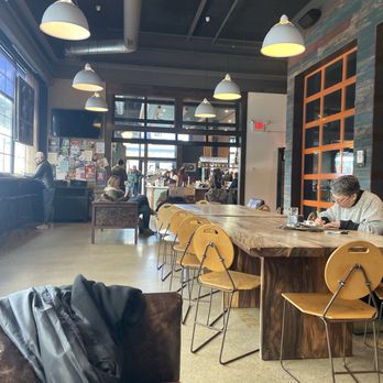 DISCOURSE COFFEE - Updated August 2025 - 157 Photos & 45 Reviews - 158 ...