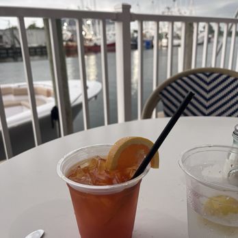 THE SHRIMP BOX & OUTSIDE THE BOX PATIO BAR - Updated May 2025 - 761 ...