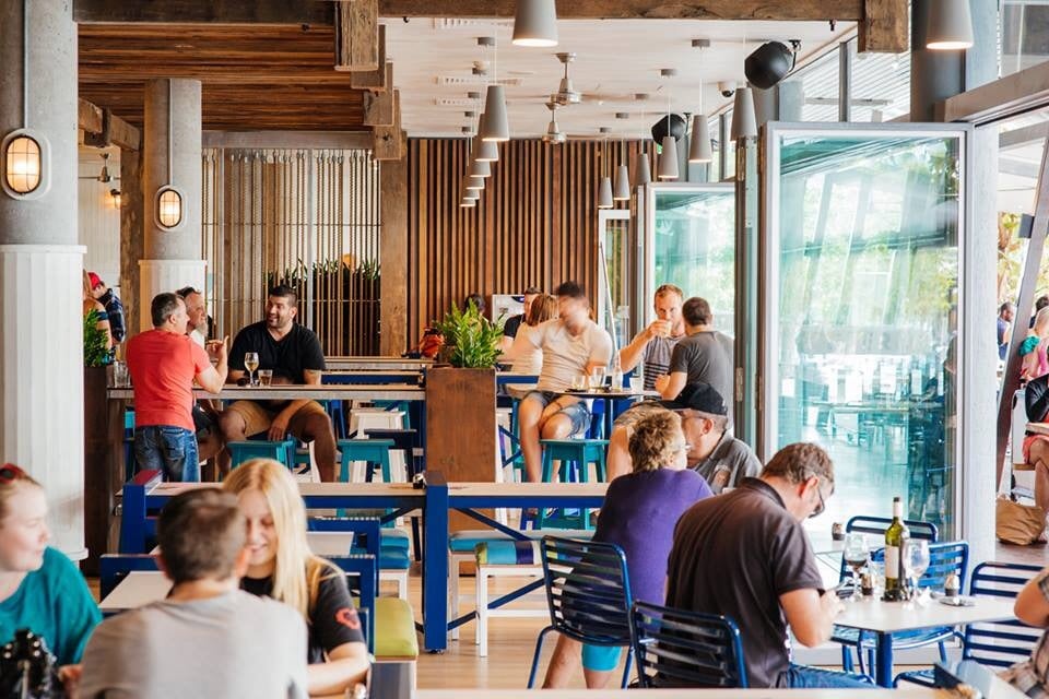 THE PIER BAR - Updated September 2025 - 29 Photos & 33 Reviews - 1 ...