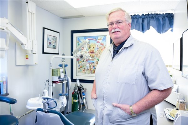 EUGENE G PORCELLI, DDS - Updated January 2026 - 601 Franklin Ave ...