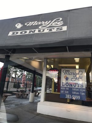 MARY LEE DONUTS - Updated January 2025 - 27 Photos & 37 Reviews - 4253 ...