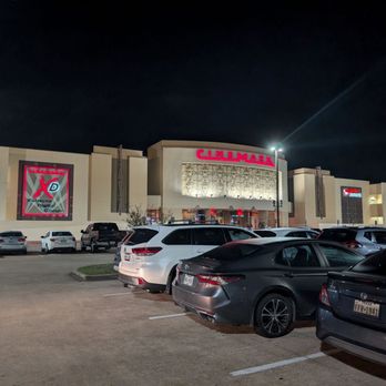 CINEMARK 18 AND XD - Updated December 2025 - 129 Photos & 158 Reviews ...