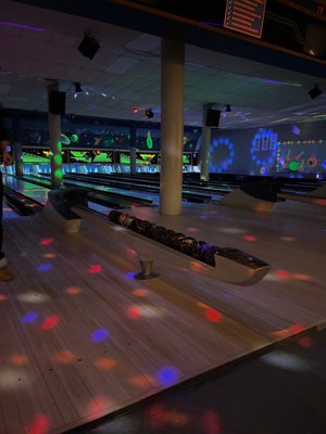 MARKHAM BOWL - Updated December 2025 - 36 Photos & 36 Reviews - 5762 ...