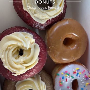 TASTEE KING DONUTS - Updated January 2026 - 32 Photos & 58 Reviews ...