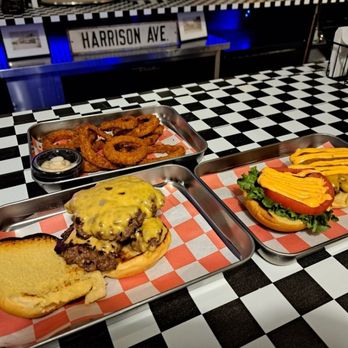 FAT STU’S ALL-AMERICAN BURGER - Updated February 2025 - 25 Photos & 36 ...