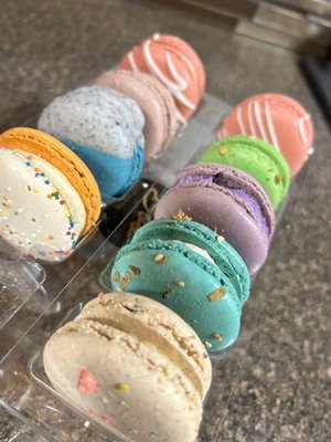 BOO MACARON AND DESSERT BAR - Updated September 2025 - 43 Photos & 23 ...