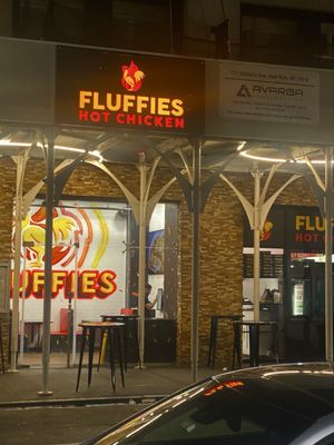 FLUFFIES HOT CHICKEN - MIDTOWN - Updated January 2026 - 26 Photos & 25 ...