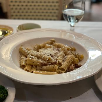 BELLA LUNA - Updated July 2025 - 468 Photos & 607 Reviews - 350 W Main ...