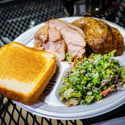 RED BARN BAR-B-QUE - Updated March 2025 - 138 Photos & 211 Reviews ...