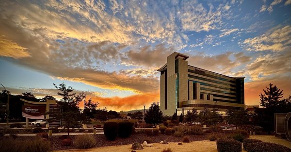 RENOWN REGIONAL MEDICAL CENTER - Updated October 2025 - 215 Photos ...