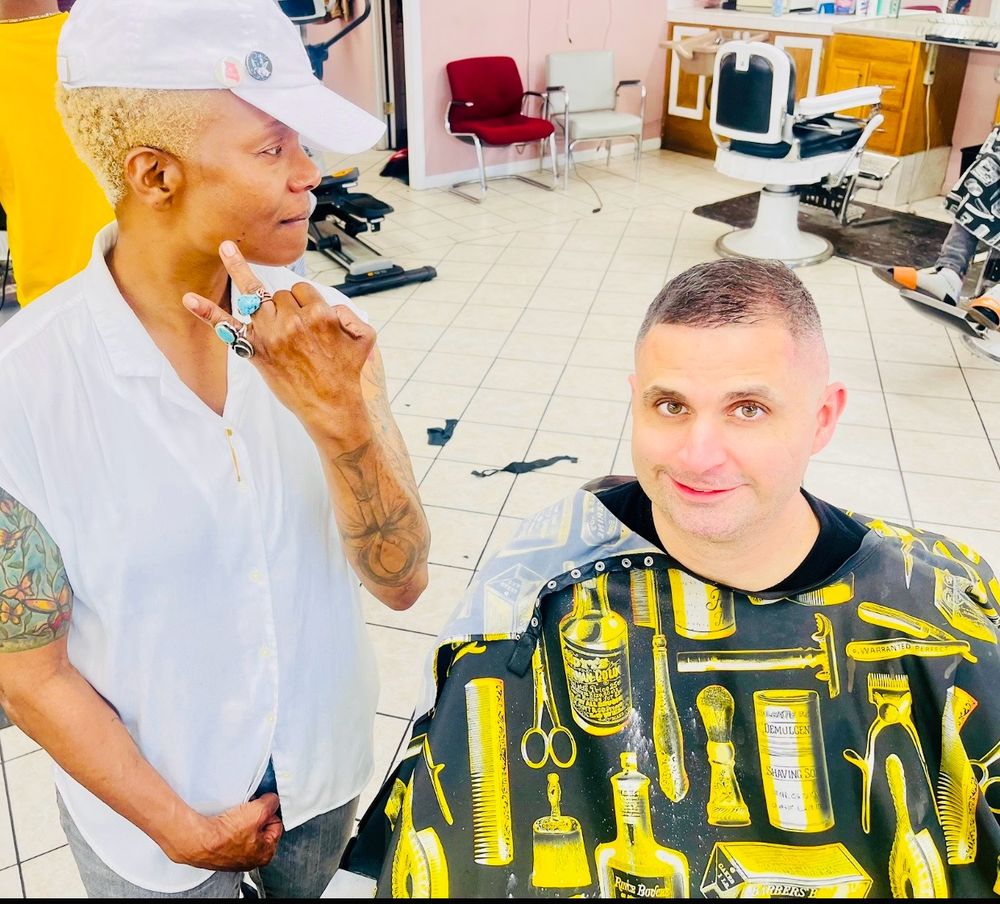 ANGELA THE BARBER - Updated May 2024 - 36 Photos - 515 Meeting St, West ...