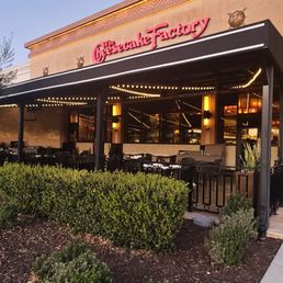 THE CHEESECAKE FACTORY - Updated July 2025 - 942 Photos & 1053 Reviews ...