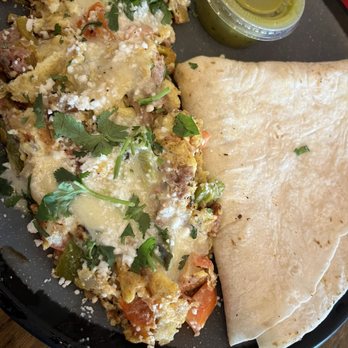 UNBRANDED TAVERN & KITCHEN - Updated October 2025 - 78 Photos & 35 ...