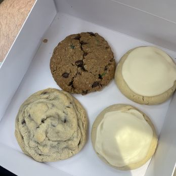 HOT BOX COOKIES - Updated November 2025 - 121 Photos & 44 Reviews ...