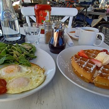 LE PEEP - Updated October 2025 - 25 Photos & 17 Reviews - 1330 N Main ...