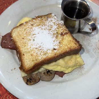 PAPERMOON DINER - Updated September 2024 - 1204 Photos & 954 Reviews ...