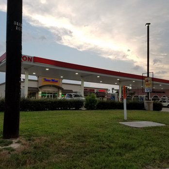 TEXAN MART EXXON - Updated January 2026 - 18401 W Lake Houston, Humble ...