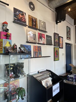 TOO MANY RECORDS - Updated December 2025 - 16 Photos & 31 Reviews ...