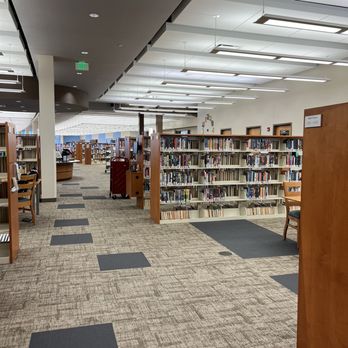 OAK CREEK PUBLIC LIBRARY - Updated December 2025 - 18 Photos - 8040 S ...