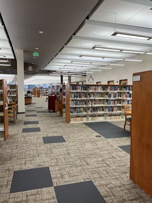 OAK CREEK PUBLIC LIBRARY - Updated October 2025 - 18 Photos - 8040 S ...