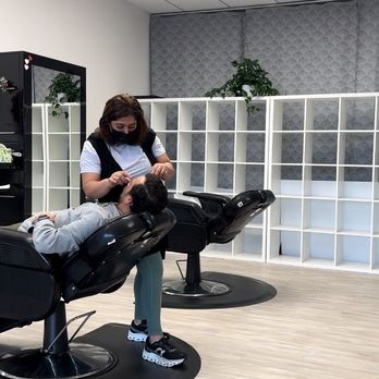 PARADISE THREADING & SPA - Updated October 2025 - 13 Photos - 10121 Evergreen Way, Everett ...