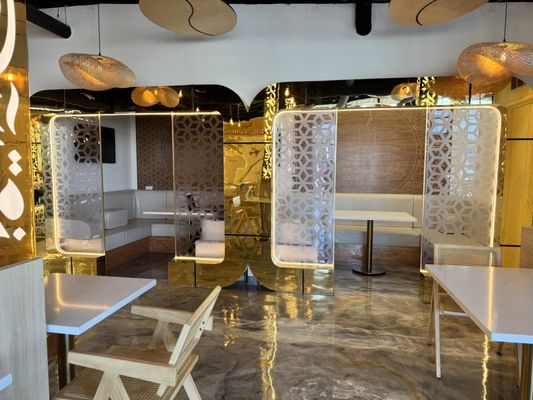 BIN CASTLE - Updated December 2025 - 70 Photos & 20 Reviews - 8049 ...