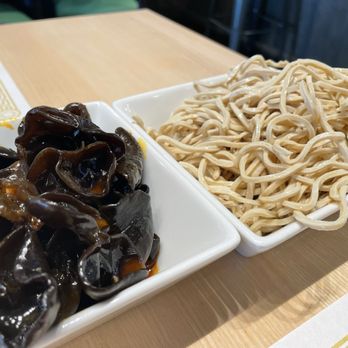 DUMPLING BAR - Updated June 2025 - 490 Photos & 202 Reviews - 119 N EI ...