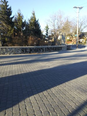 ST JOHN’S UNIVERSITY - 115 Photos & 54 Reviews - 8000 Utopia Pkwy ...