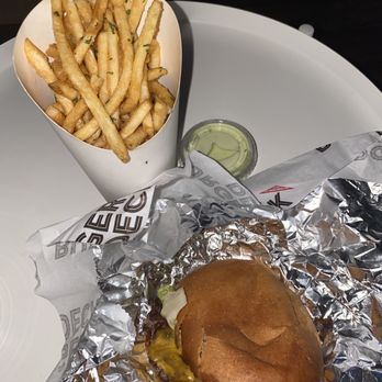BURGER DECK - Updated May 2024 - 127 Photos & 89 Reviews - 3715 India ...