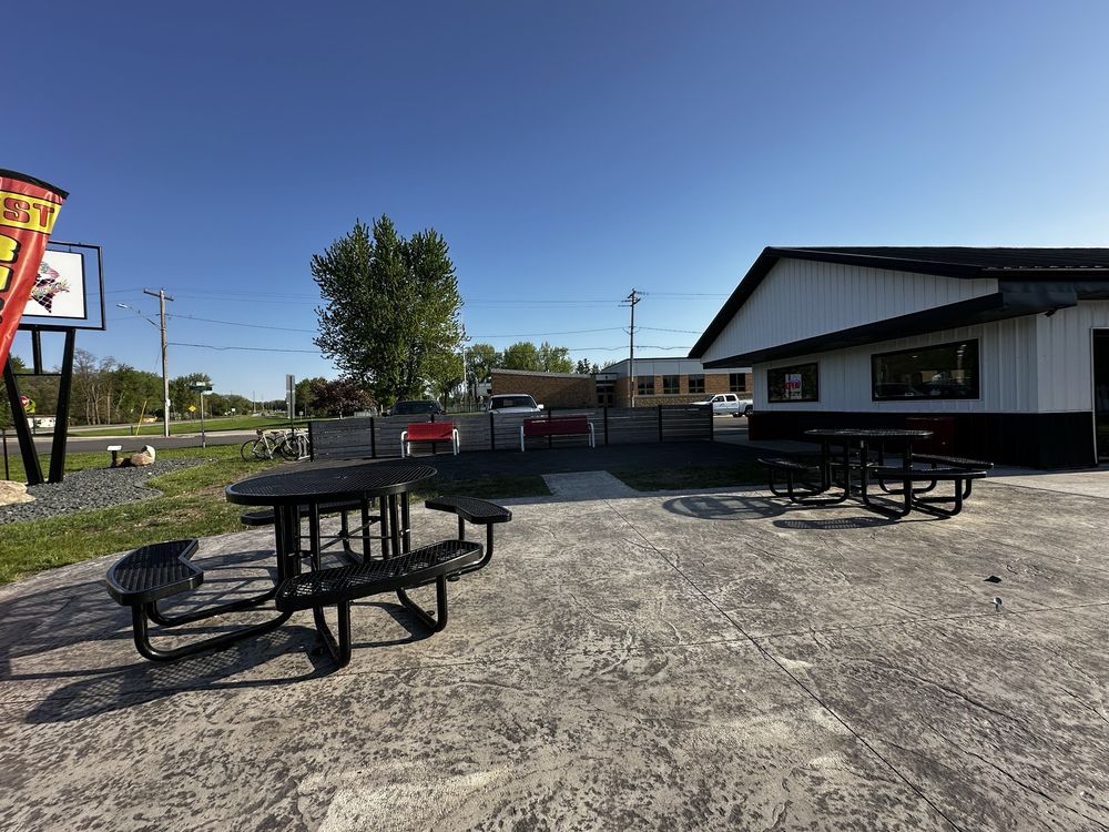 WHATS THE SCOOP WATERVILLE MN - Updated October 2025 - 525 Paquin St E ...