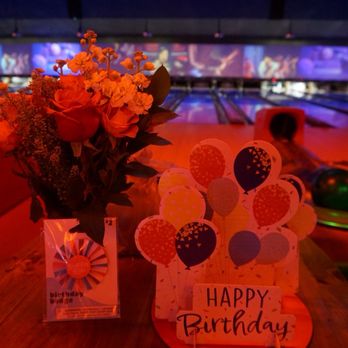 BOWLERO CHRISTOWN - Updated December 2025 - 131 Photos & 146 Reviews ...