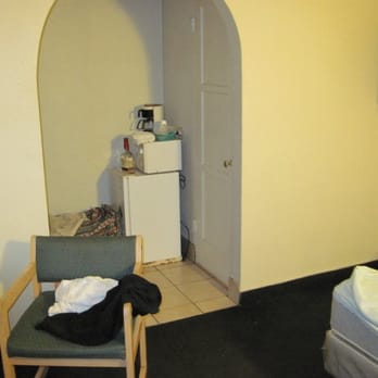 TOPPER’S MOTEL - Updated December 2025 - 25 Photos & 21 Reviews - 101 E ...