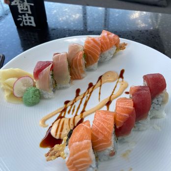 MOON THAI AND JAPANESE RESTAURANT - Updated May 2024 - 713 Photos & 221 ...