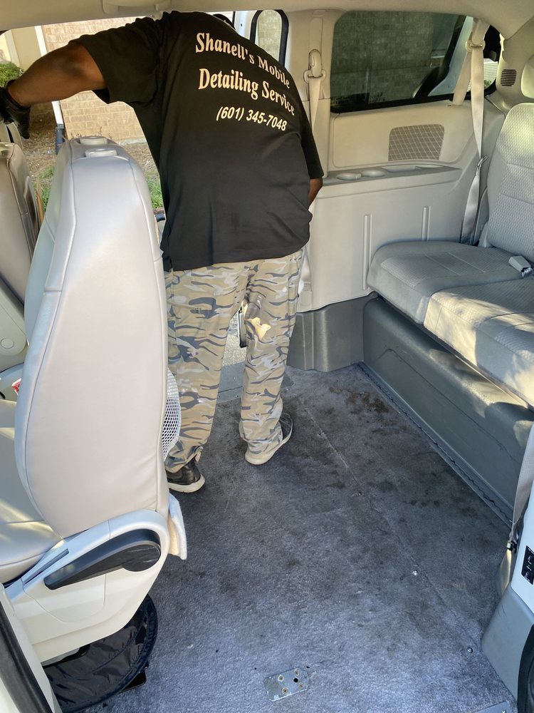 SHANELL’S MOBILE DETAILING SERVICE - Updated May 2024 - 10 Photos - Clinton, Mississippi - Auto ...