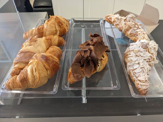 RED GANACHE - 5592 Robinson Street, Niagara Falls, ON - Yelp