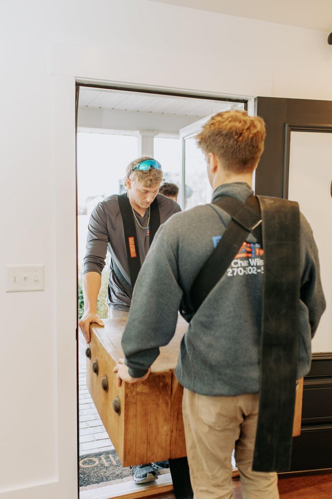 MAJOR LEAGUE MOVERS - Updated July 2025 - Request a Quote - Dixie Hwy, Oakland, Kentucky ...